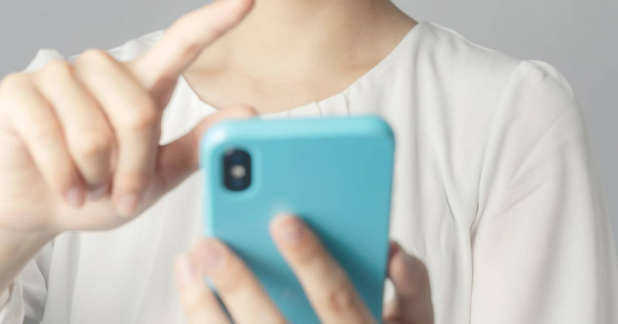 アルバイト従業員の42％がバイト先とLINEなどの個人SNSでつながりたくない、その理由とは？ | スマホライフPLUS